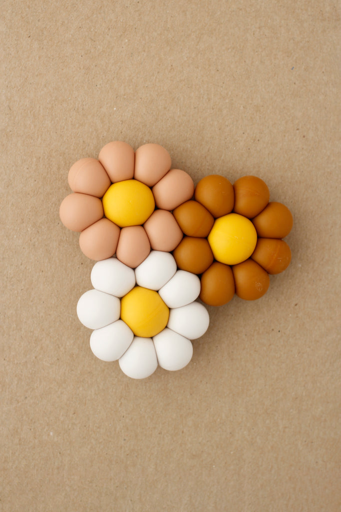Freezer Teether - Daisy | Spice – littleCHEW